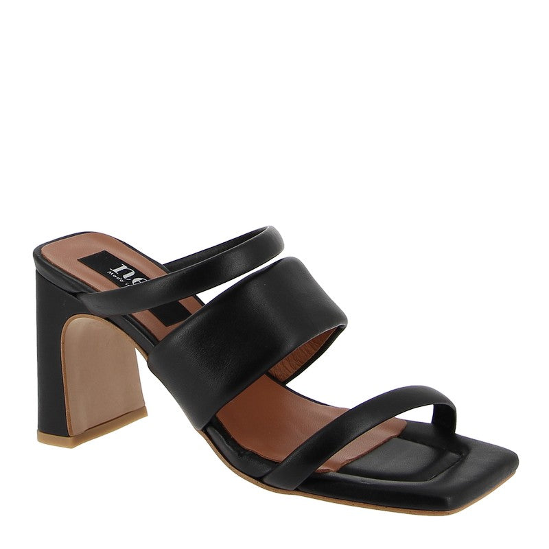 Neo 24056 Black Heeled Slide